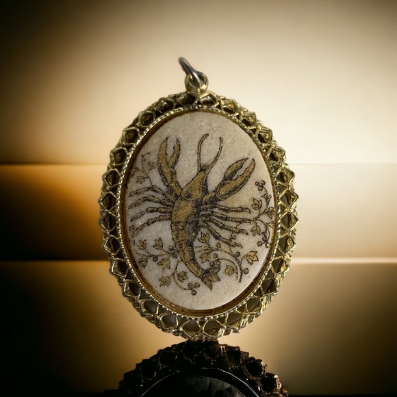 Pakula | Jewelry | Vintage Pakula Maine Lobster Pendant Oval Faux Stone ...
